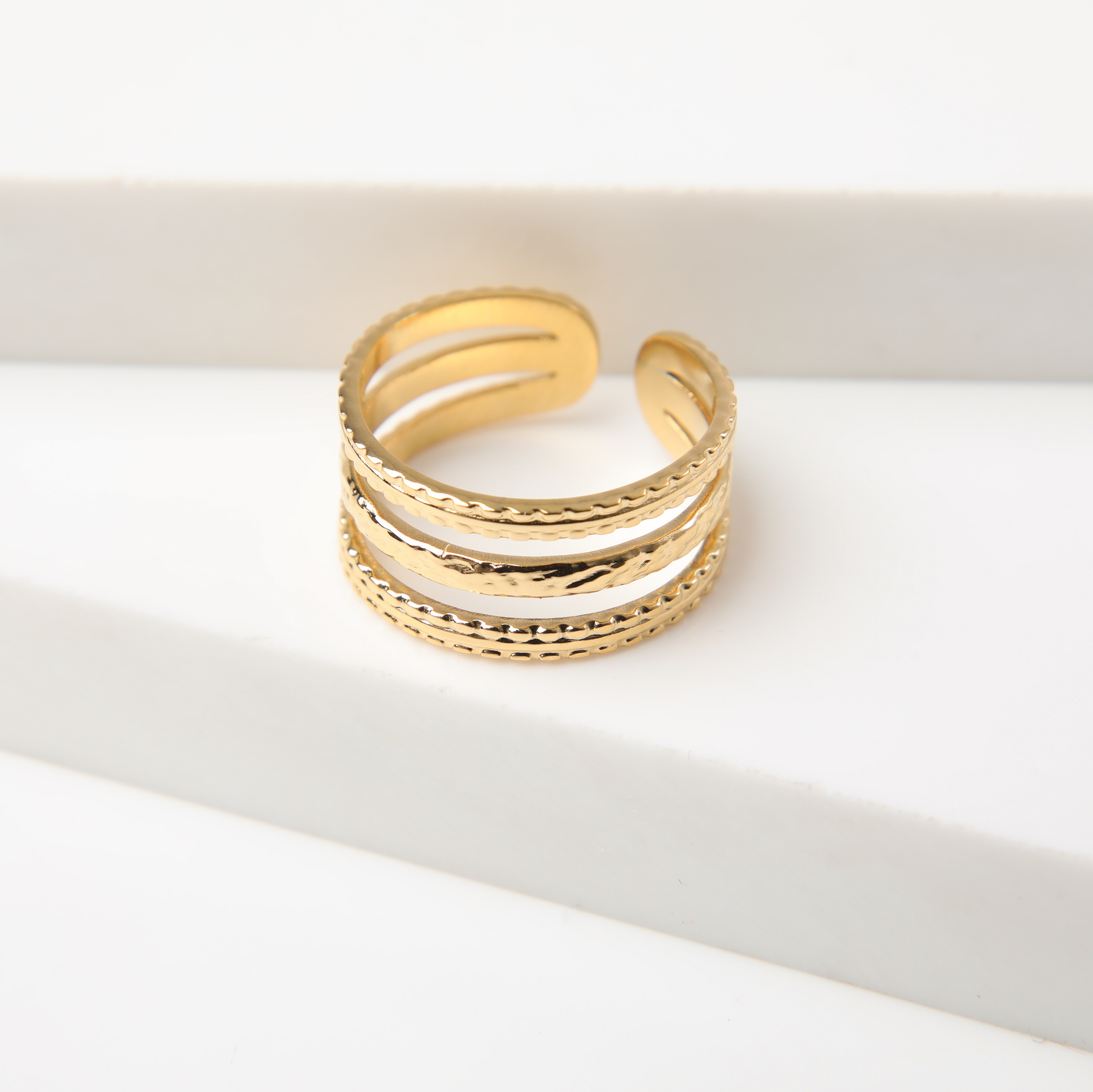 Ripley - ANILLO ITALIA DORADO MUJER