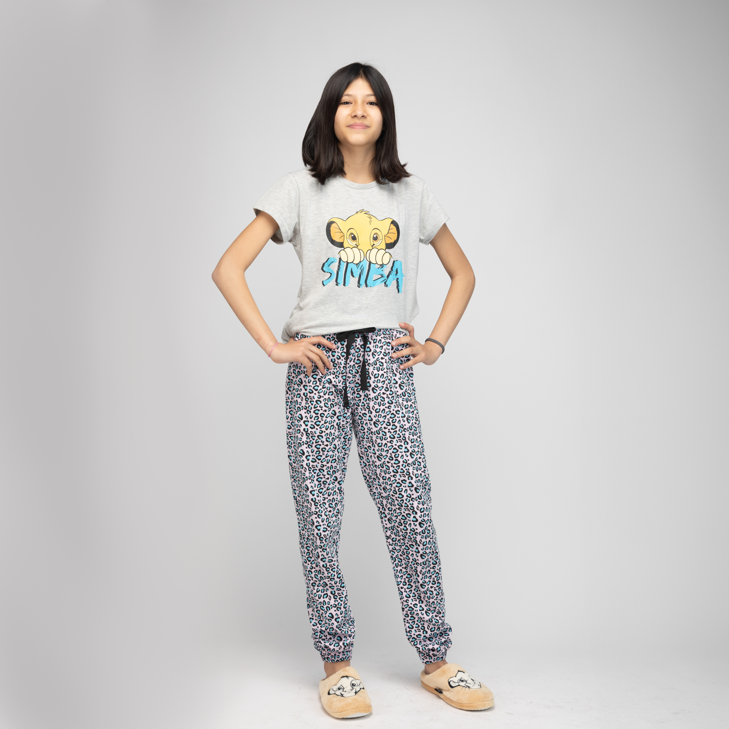 Ripley - PIJAMA NIÑA REY LEÓN HIDE GRIS DISNEY