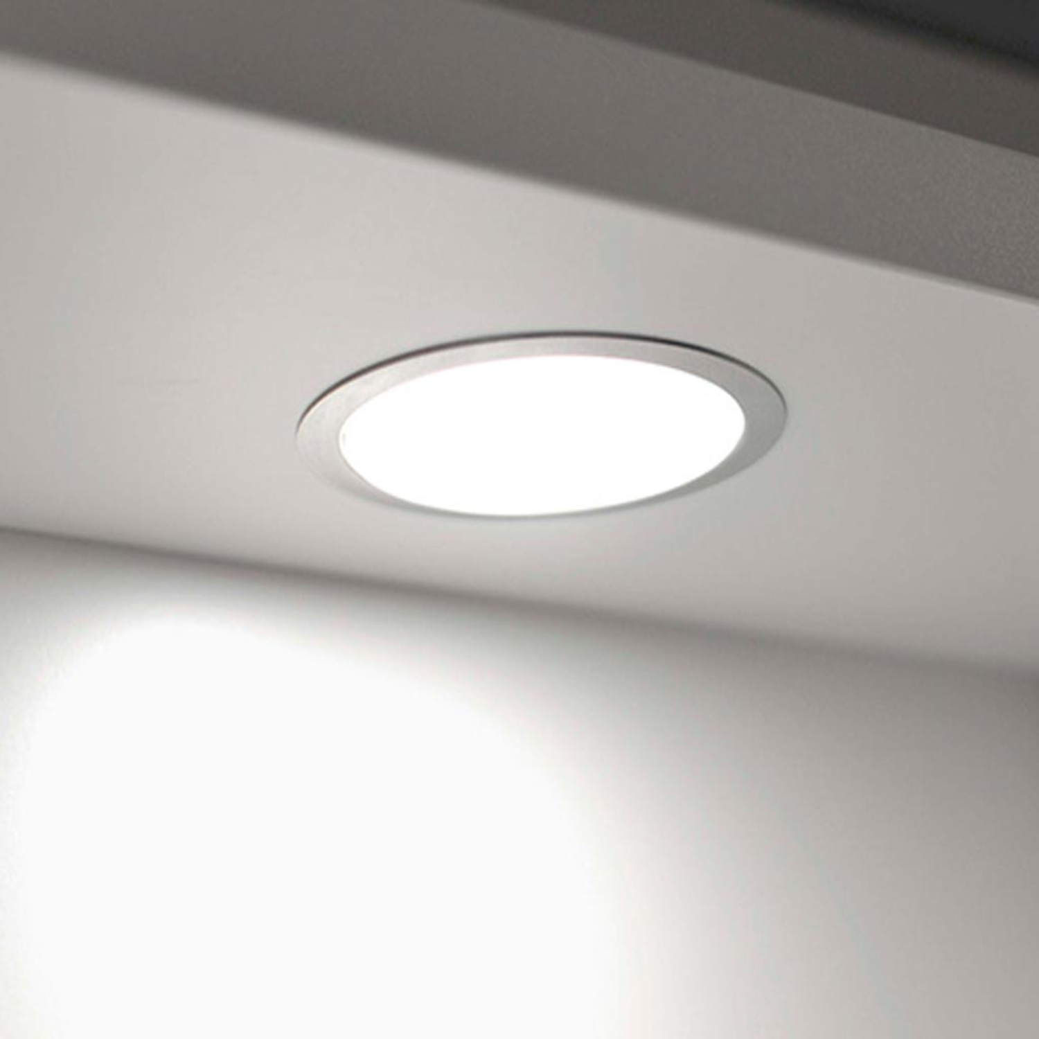 FOCO LED PANEL 24 WATT LUZ CÁLIDA 220 V