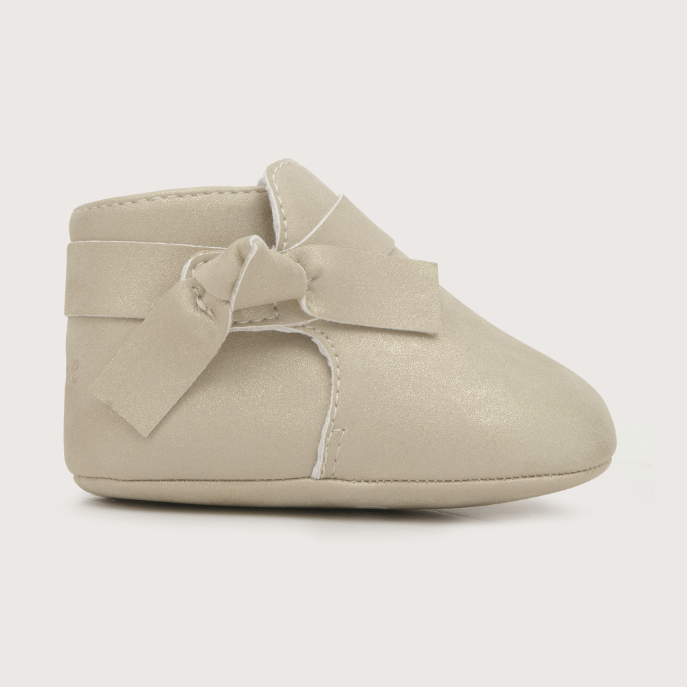 Ripley - BOTIN DE NIÑA BEBE NUDO VELCRO DORADO (14 A 18)