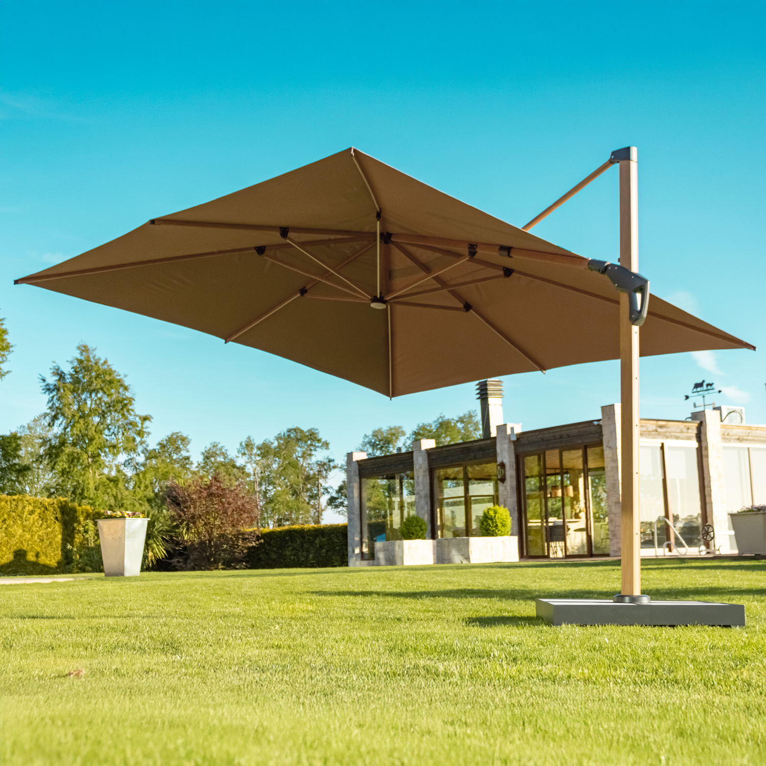 Ripley - PARASOL ALCAZAR BEIGE 3X3