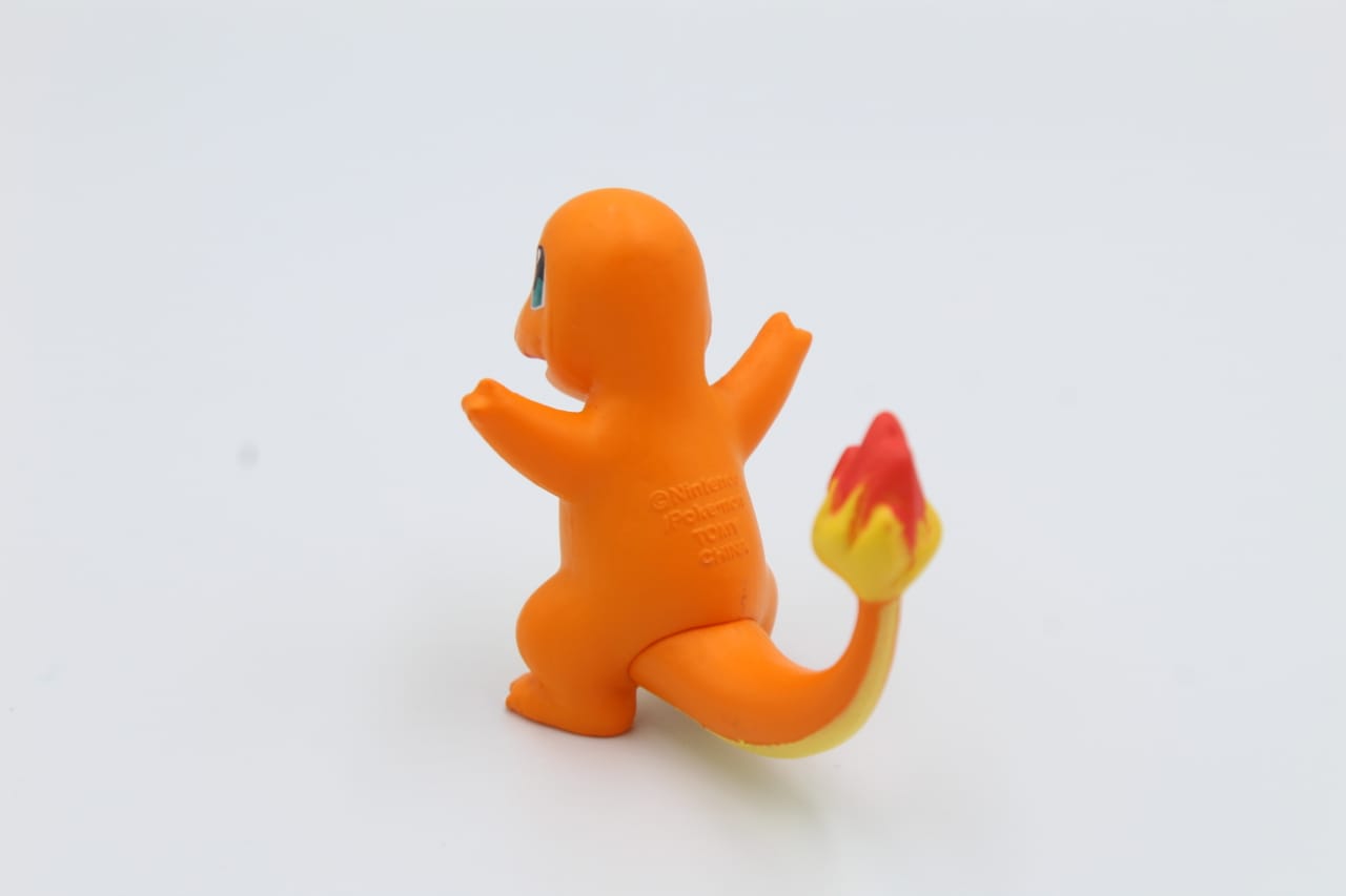 Ripley - FIGURA ARATOYSTORE CHARMANDER 5 CM POKEMON