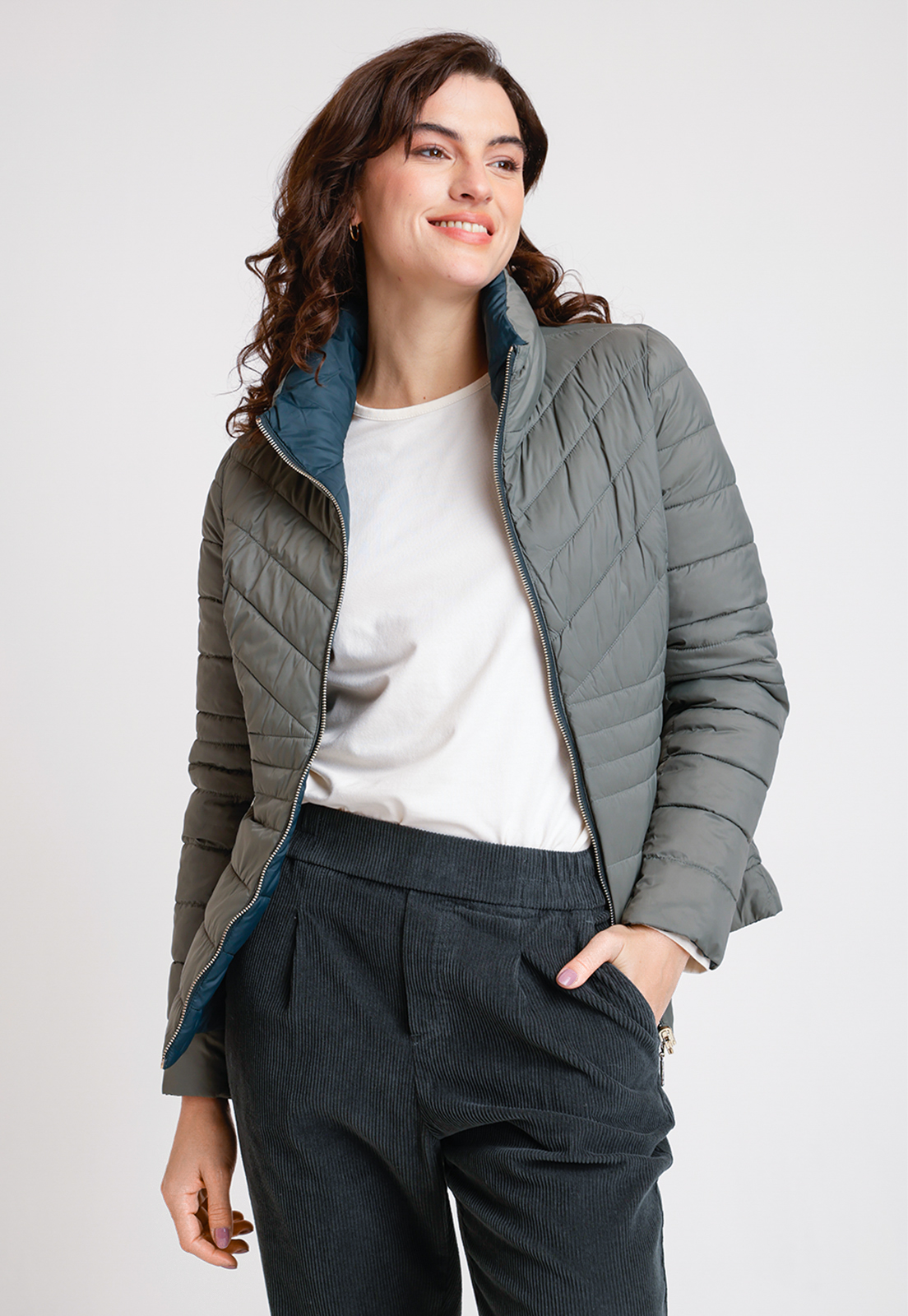 Ripley - PARKA REVERSIBLE DE MUJER ERIN COLOR PETROLEO