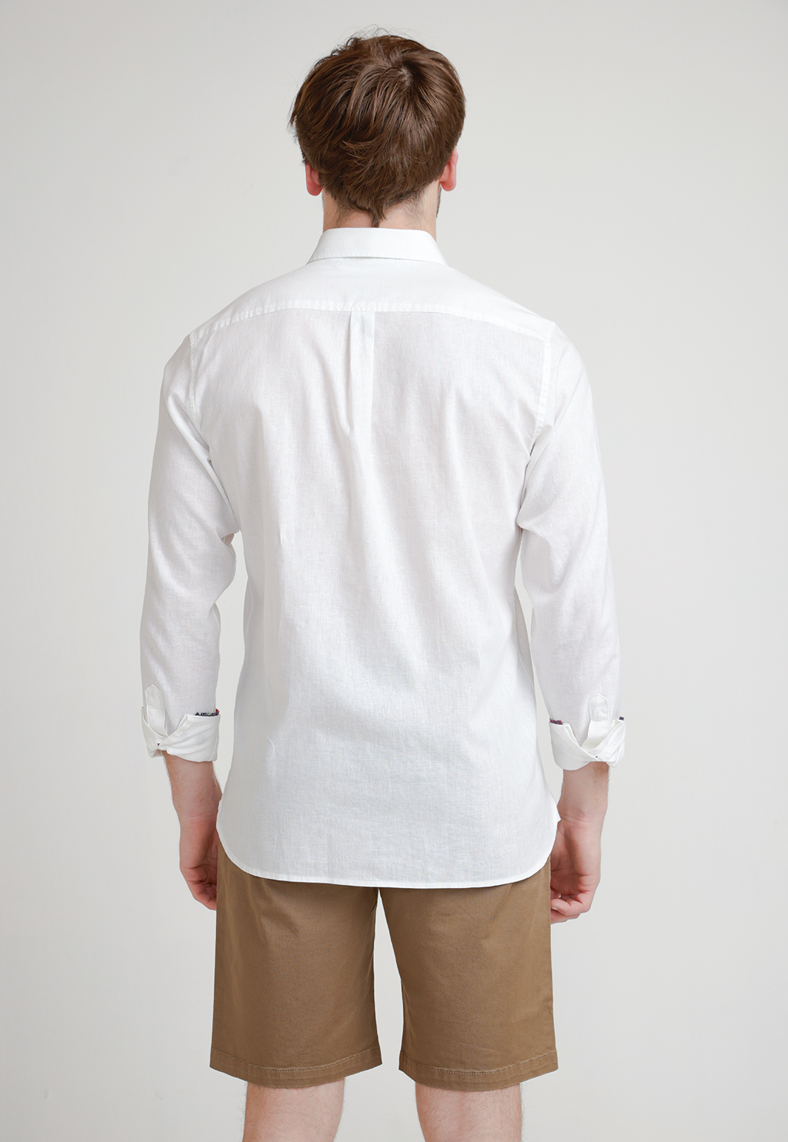Ripley - CAMISA HOMBRE MEZCLA LINO ALGODÓN LISO SLIM BRAULIO BLANCO