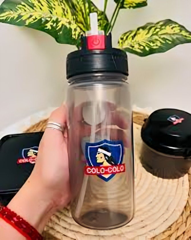 BOTELLA SWITCH COLO COLO HIDRÁTATE CON ESTILO